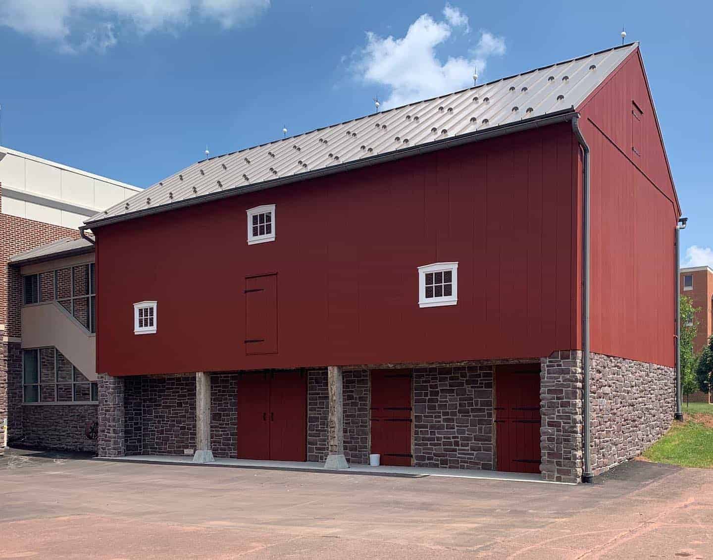 BARNS 101 - Quarry View Building Group